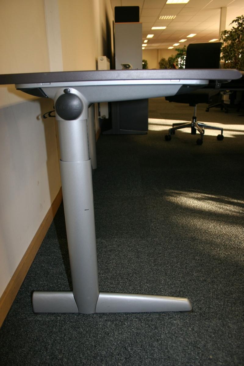 Nieuw binnen Ahrend 500 hoekbureaus - Nieuws - 2e hands en nieuw ...